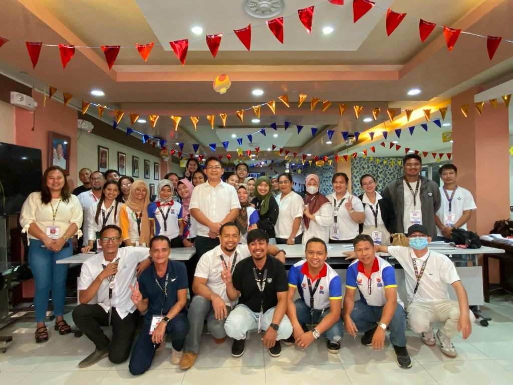DSWD Field Office IX Conducts Rollout Training on Social Case ...