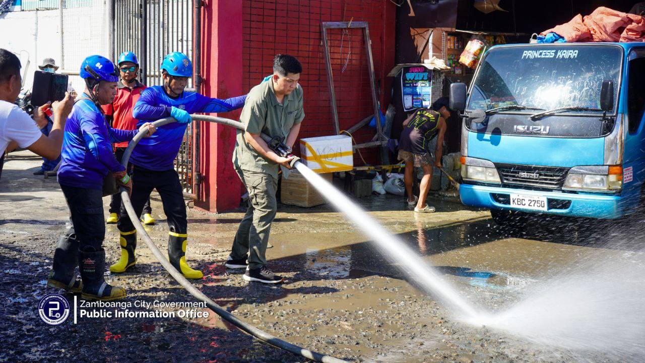 Mayor Olaso Launches ‘Limpio Ciudad’ Campaign with Early Morning Market ...
