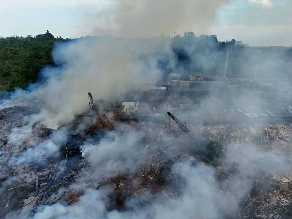 Match Factory Fire in Talacogon Continues to Rage; Authorities Maintain ...