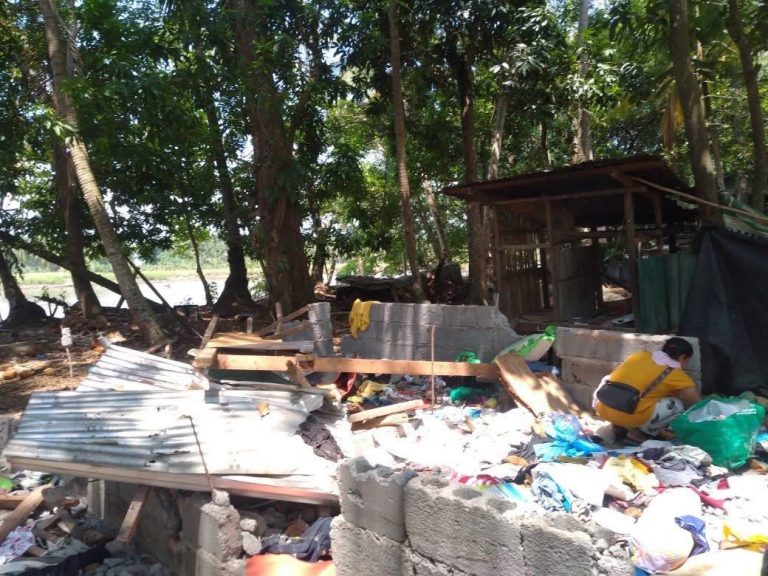 Mayor Sacdalan inspects conflict-hit facilities in Midsayap village ...