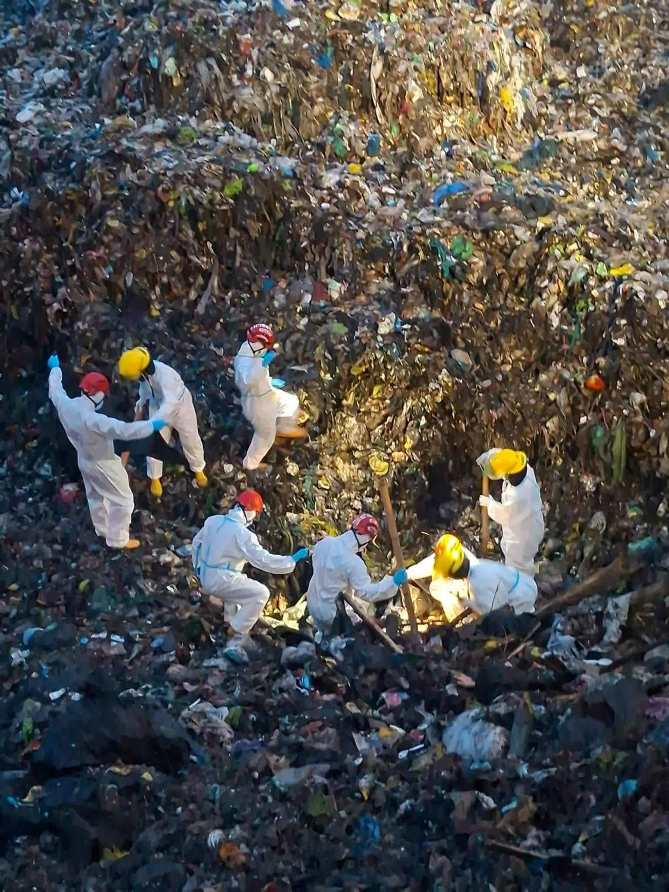 One of Two Missing Seniors Found Dead in Davao Landfill Tragedy; Search ...
