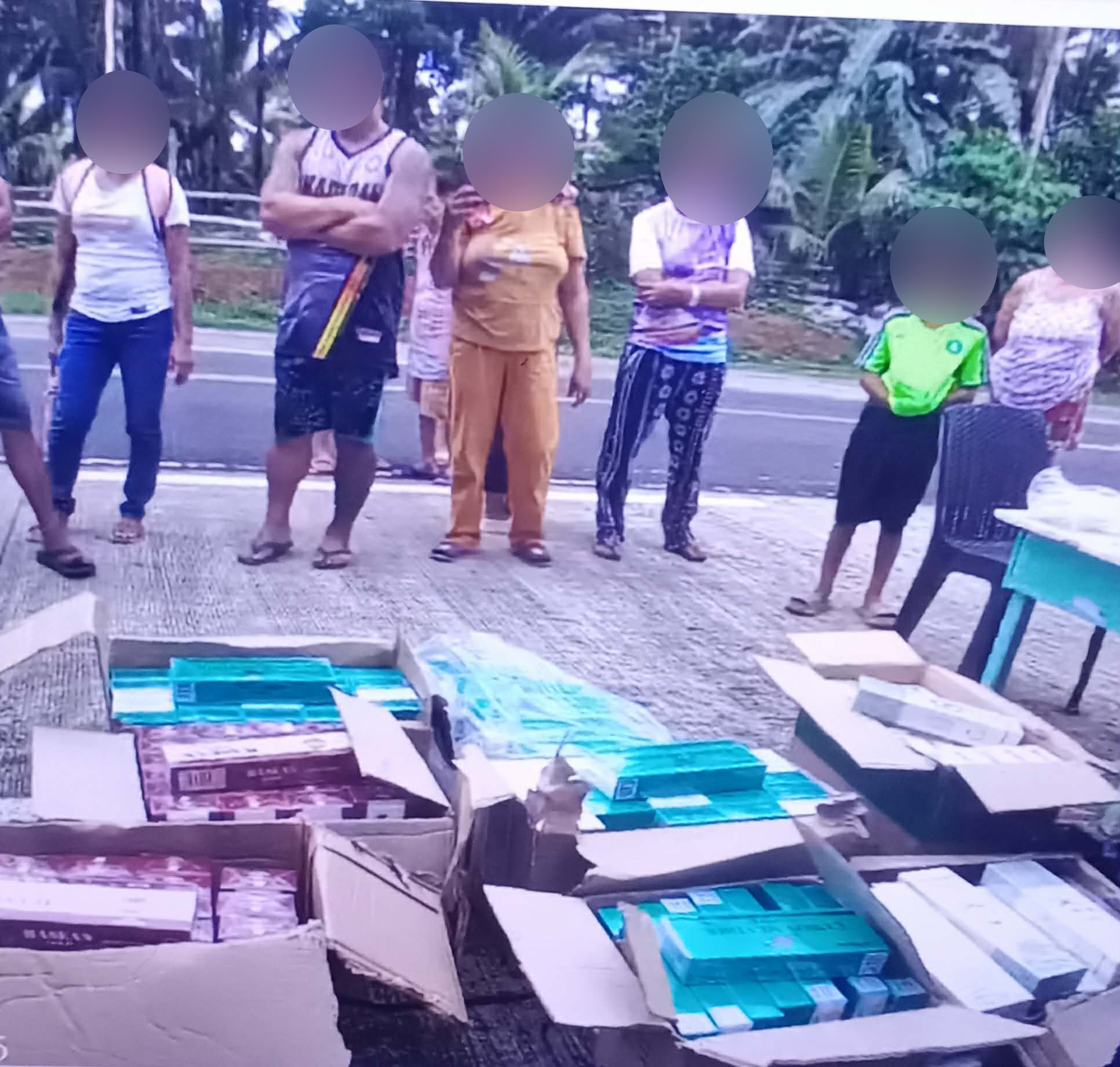 ₱150K Worth of Suspected Smuggled Cigarettes Abandoned During Police ...